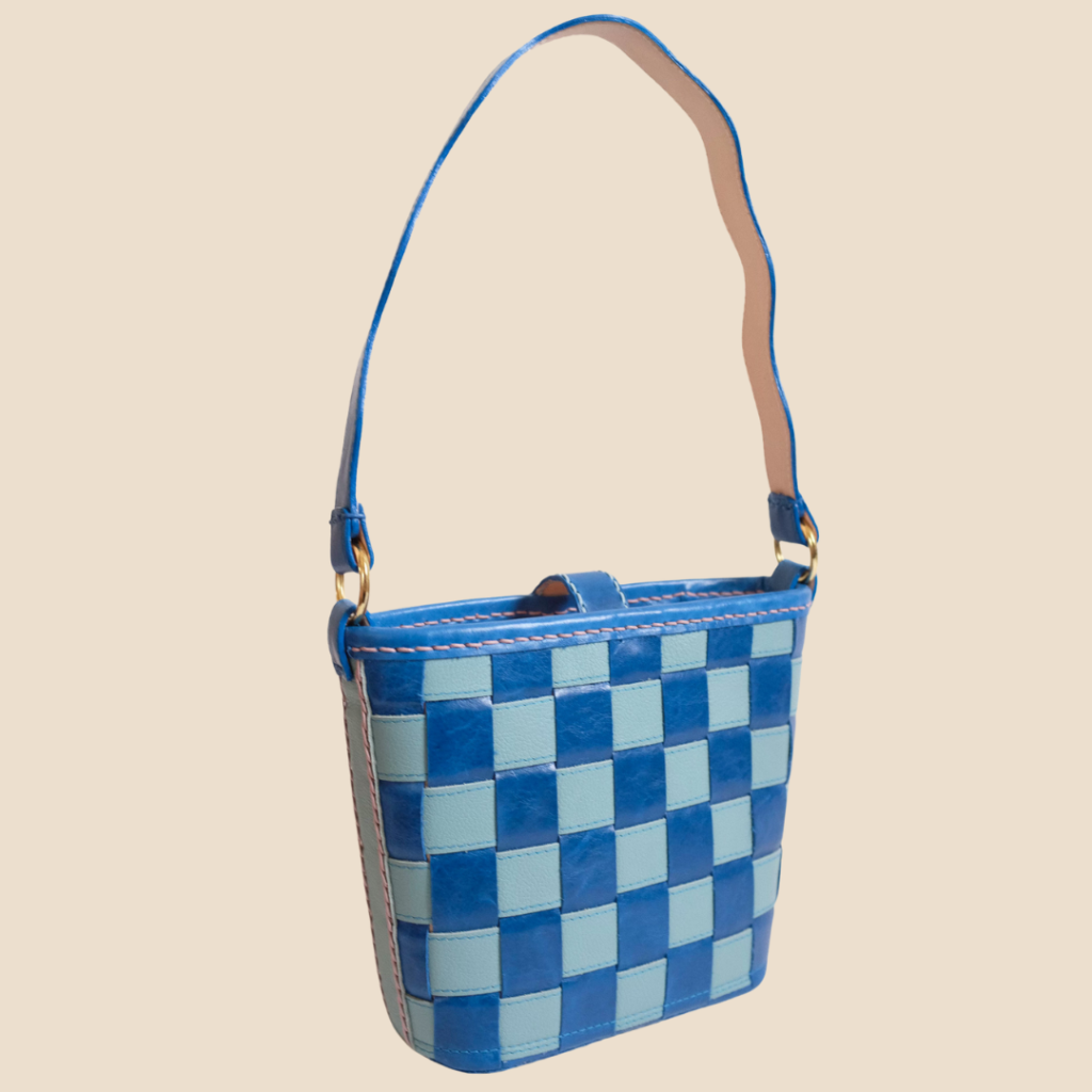 wavy handle market bag in moody blues - fado made co.